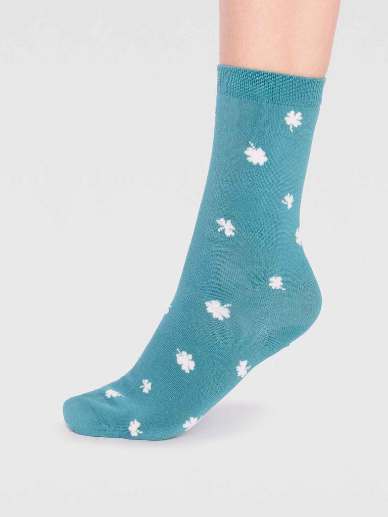 niamh bamboo clover socks – From The Source